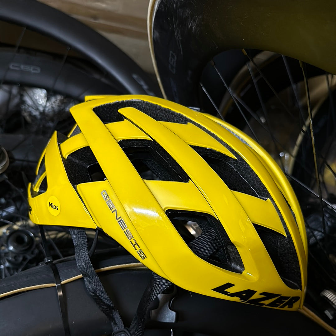 Team Jumbo Visma - Lazer Genesis MIPS - TDF Full Yellow - VINGEGAARD 2 ...